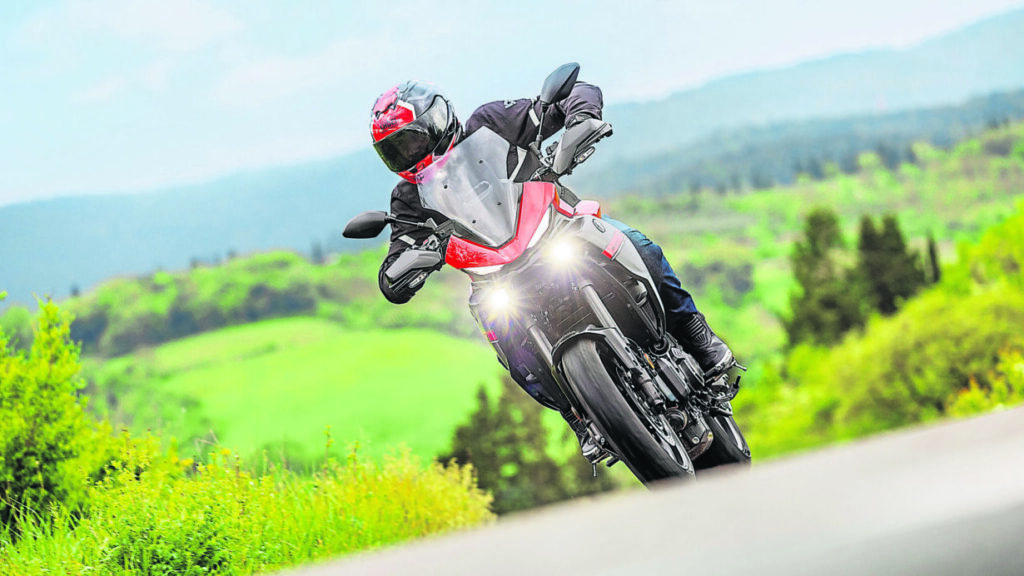 YAMAHA Tracer 7 and 7 GT | Fast Bikes Magazine